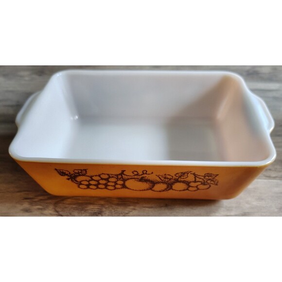 Pyrex | Kitchen | Vtg Orange Pyrex 503 Old Orchard Fruit Brown ...